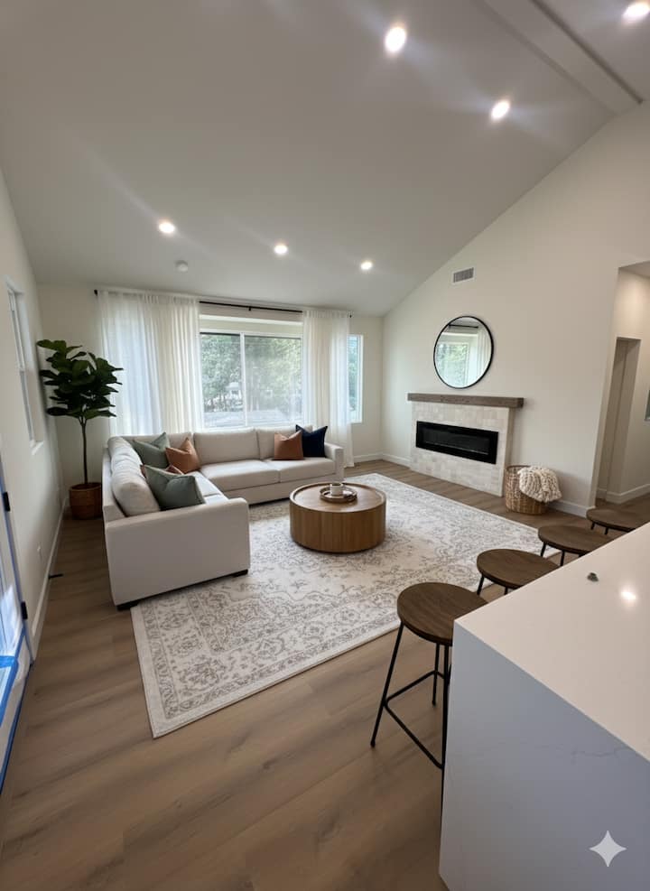 New 3br El Cajon Home Near Hospitals & Dining - Santee, CA