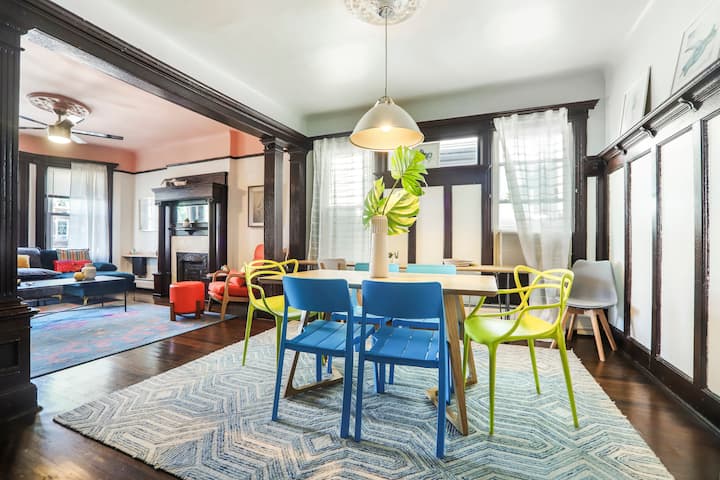 Spacious Updated 3bd | Near Path• Parking Avail• - New Jersey