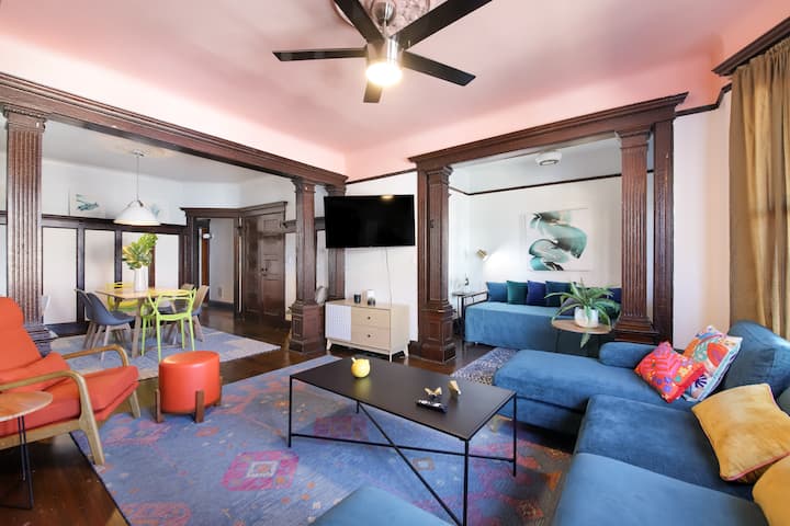Spacious Updated 3bd | Near Path Parking Avail - Weehawken, NJ