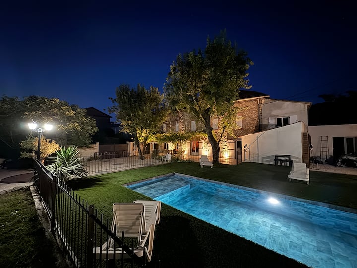 Maison De Caractère Avec  Piscine - Alès