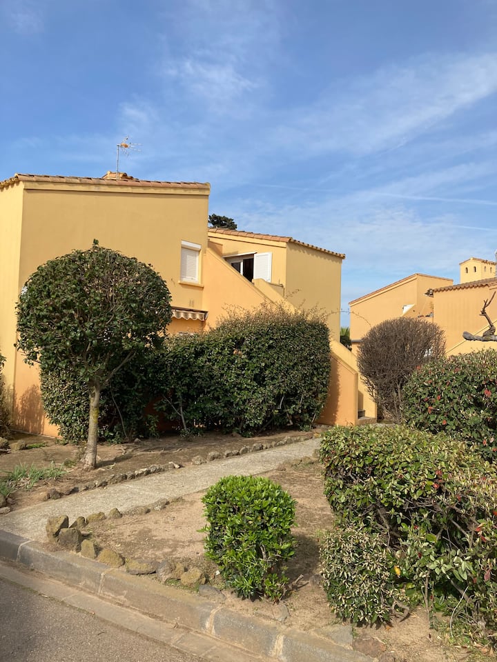 Cap D’agde Proche Mer Studio Mezzanine 4 Couchages - Agde