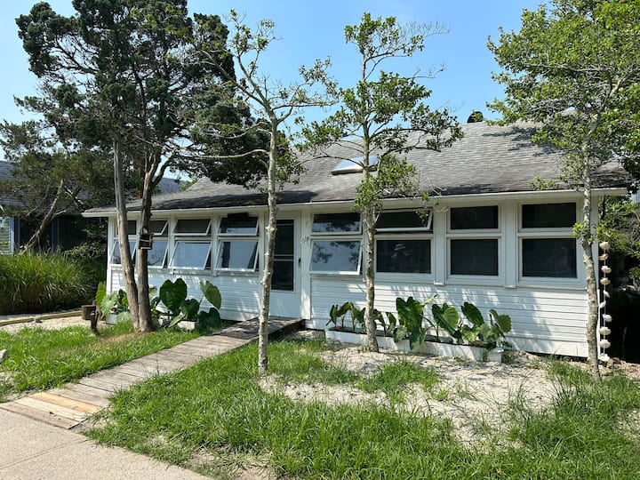 Beach House In The Heart Of Ocean Beach, Fi! - Fire Island