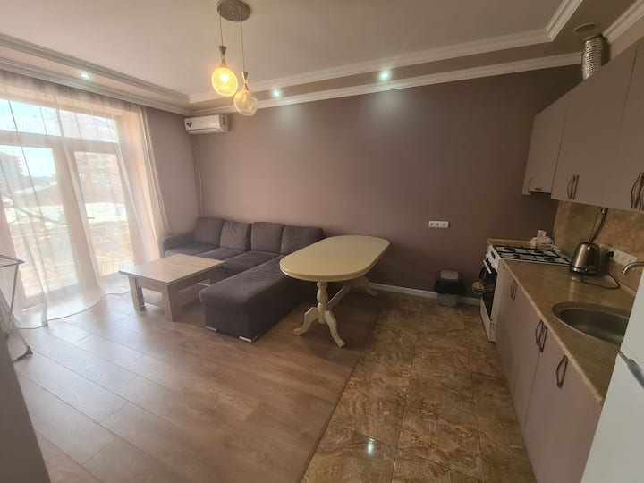 #Cosy Bright Apartment On Saryan Amiryan Crossroad - Armenia