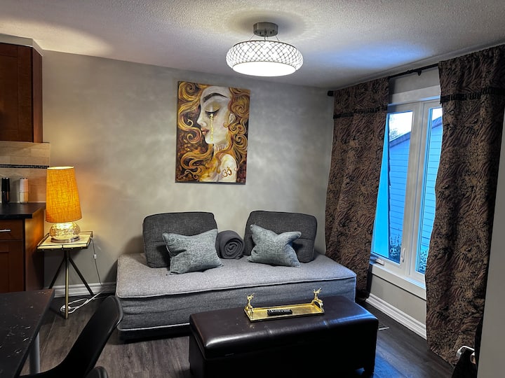 Entire 2bdr /3 Beds 2 Floor . 5 Min To Yonge St - Vaughan