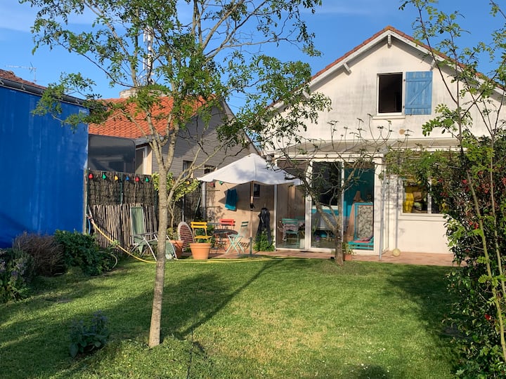 Chaleureuse Maison à Deux Pas Du Vieux Clisson - Calvisson