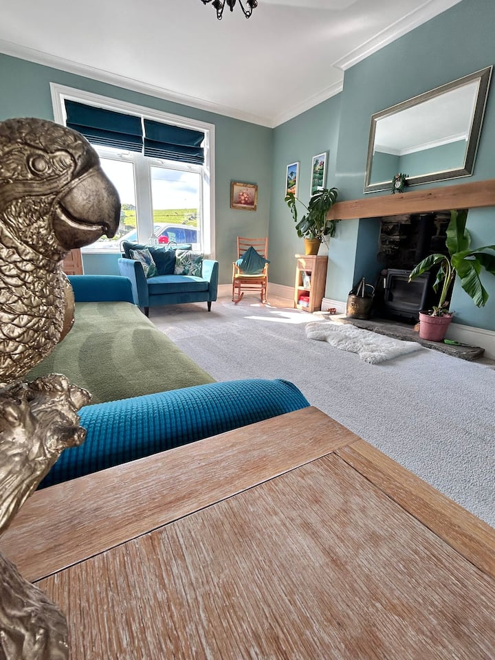 Perfect For Large Families 
Gimmerton House - Haworth