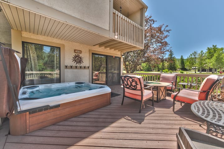Luxury Condo, Private Hot Tub & Year-round Recreation At Park City Racquet Club - Park City, UT