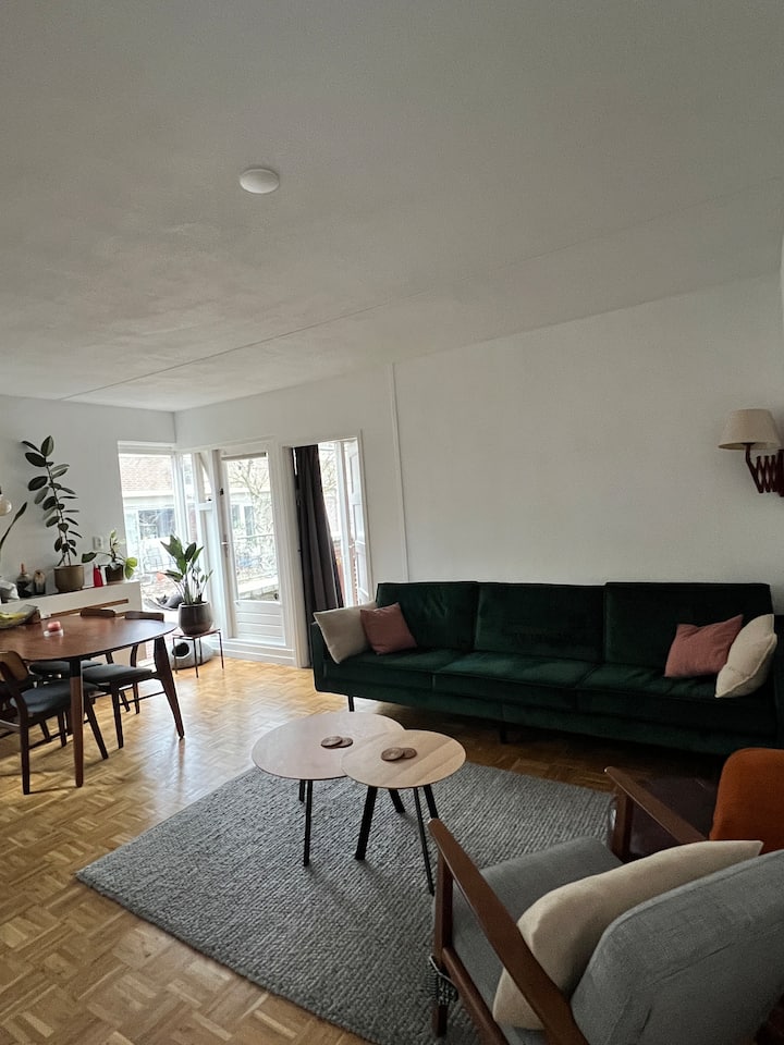 Apartment In The Middle Of The City With Balcony. - Zandvoort