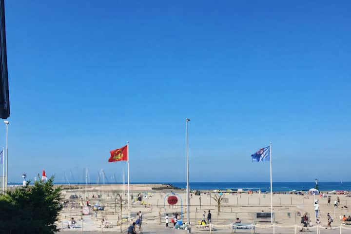 Vue Mer Plage, à Côté Du Casino De Trouville - Trouville-sur-Mer