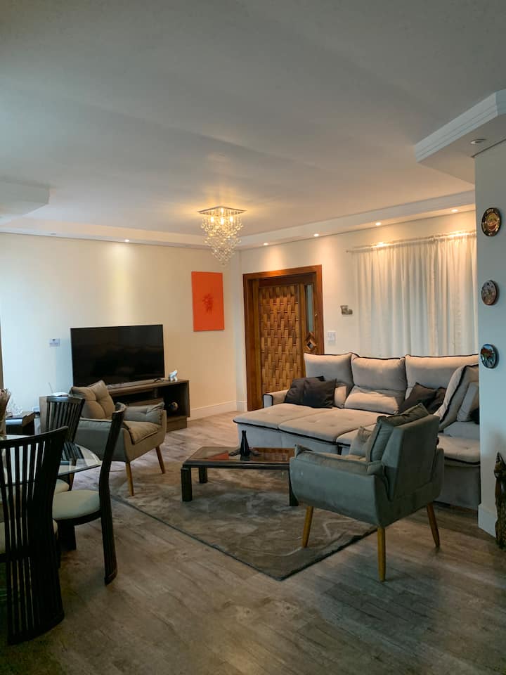 Casa Espaçosa E Confortável Em Suzano - Poá