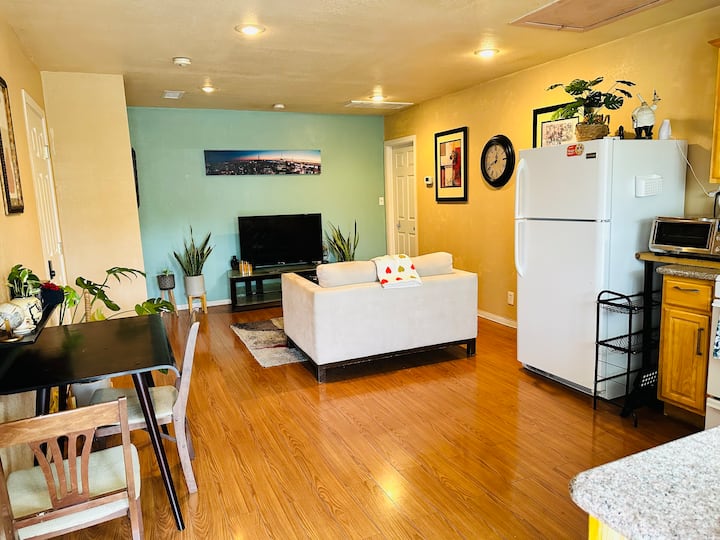 Large Master Suite Private Bathroom & Living Area - Orange County, CA