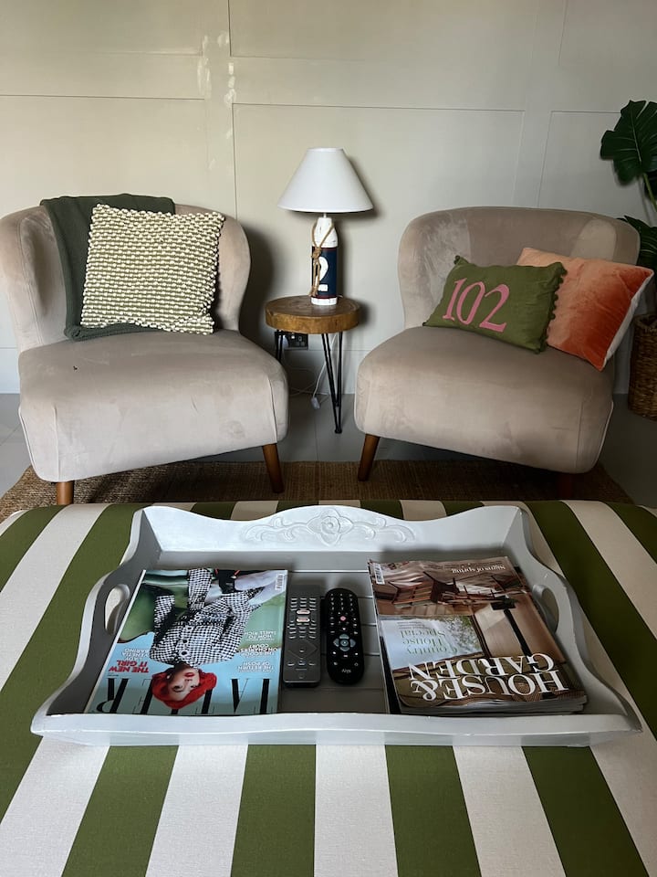 Stylish Apartment On The Seafront. Parking & Wifi - Herne Bay