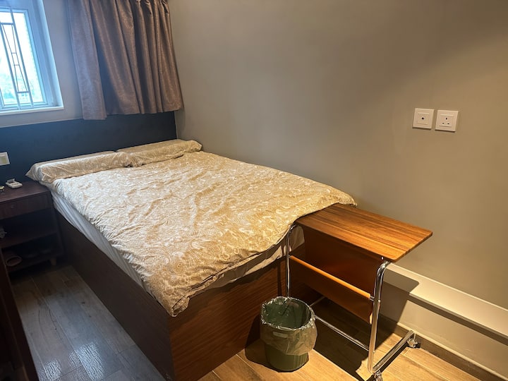 Ruby House 1.2*1.9m床 双人间 独卫 - Mong Kok