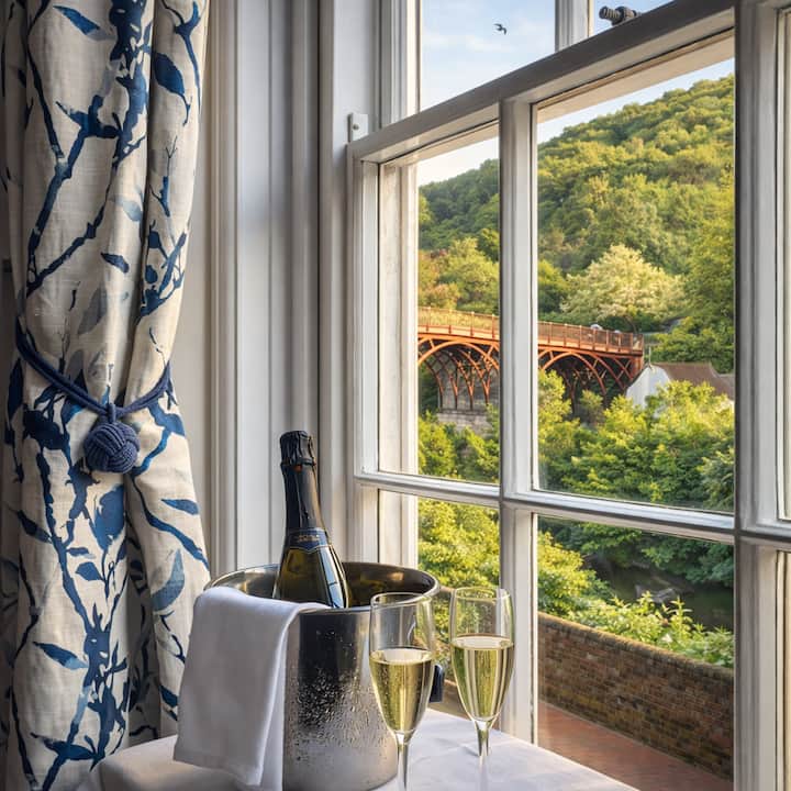 Ironbridge View Townhouse Fab View Of The Bridge! - Telford