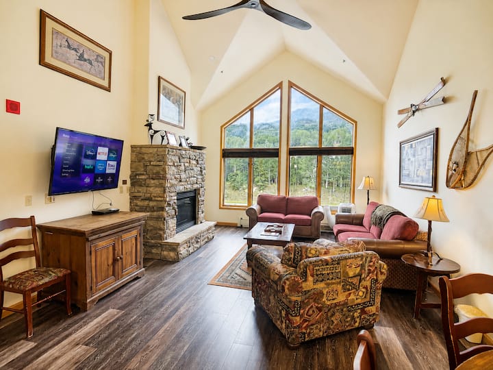 Sleeps 13 | Walk To Gondola | 4br/4ba Penthouse - Keystone, CO