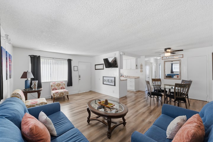 Really Cool 2 Bedroom, Close To The Beach! - Port Hueneme, CA
