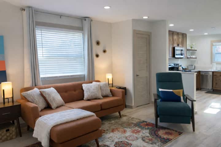 Zen Modern - Warren County, MO