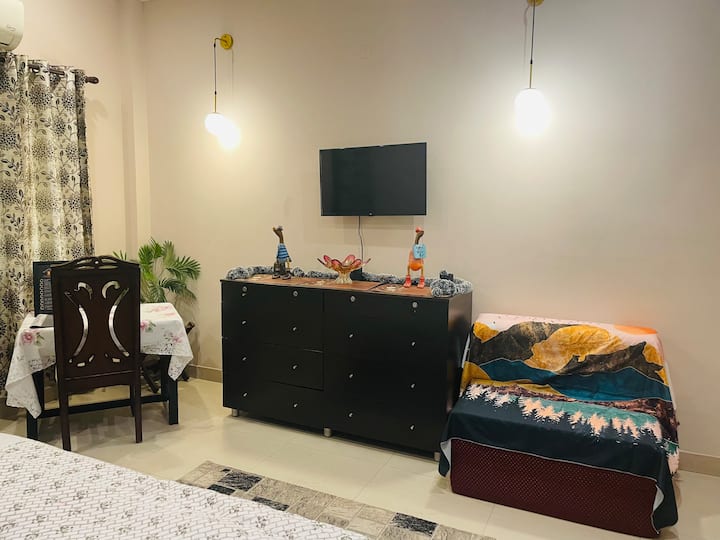 Mansi's Cozy Home & Private Terrace - Delhi