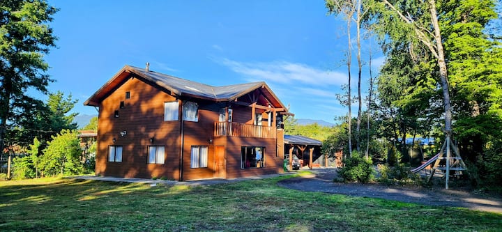 Casa En Pucón - Km 10 (Familiar) 10 Personas. - Los Ríos