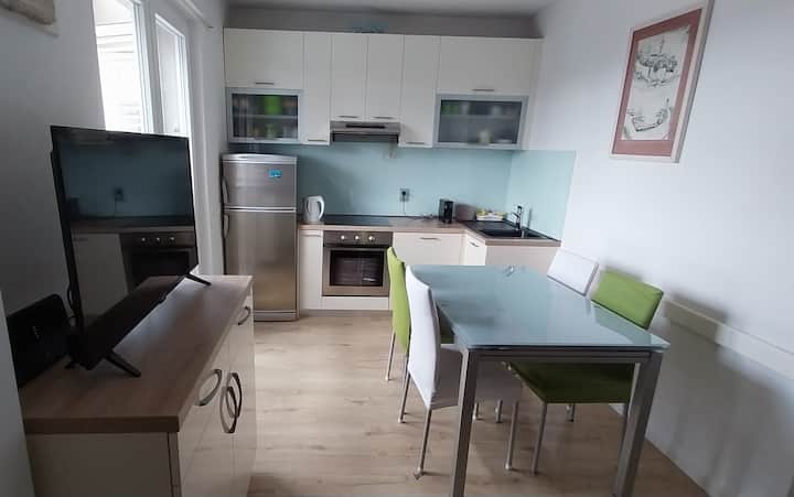 Gloria Apt Close To The Old Town - Self Check In - Zadar