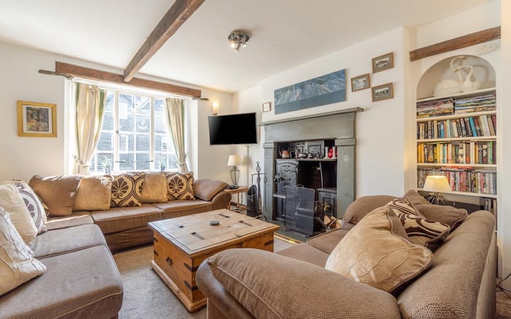 Herald Cottage, Ambleside, Sleeps 8, Sauna - Coniston
