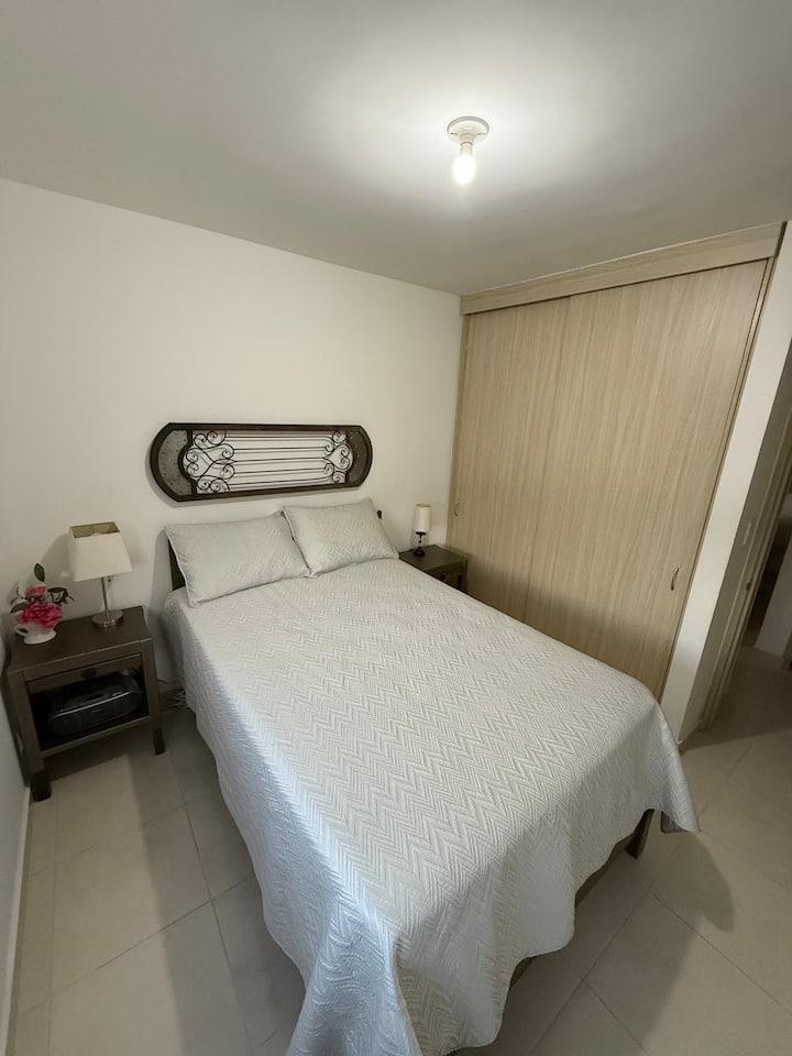 2c, 1b. Apartamento Renta Mirador De Los Andes. - Ibagué
