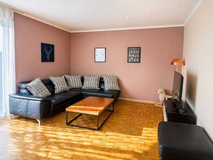 Familienfreundliches Haus Mit Traumhafter Aussicht - Lucerne