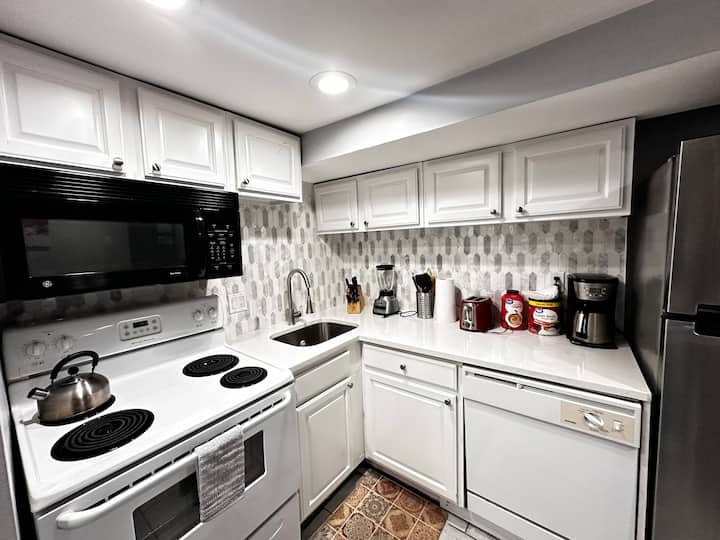 Convenient Retreat Near Dc Convention Center - Washington, DC