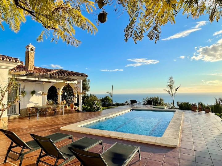 Villa With Stunning Seaviews (Max 4 Adults) - Torrox