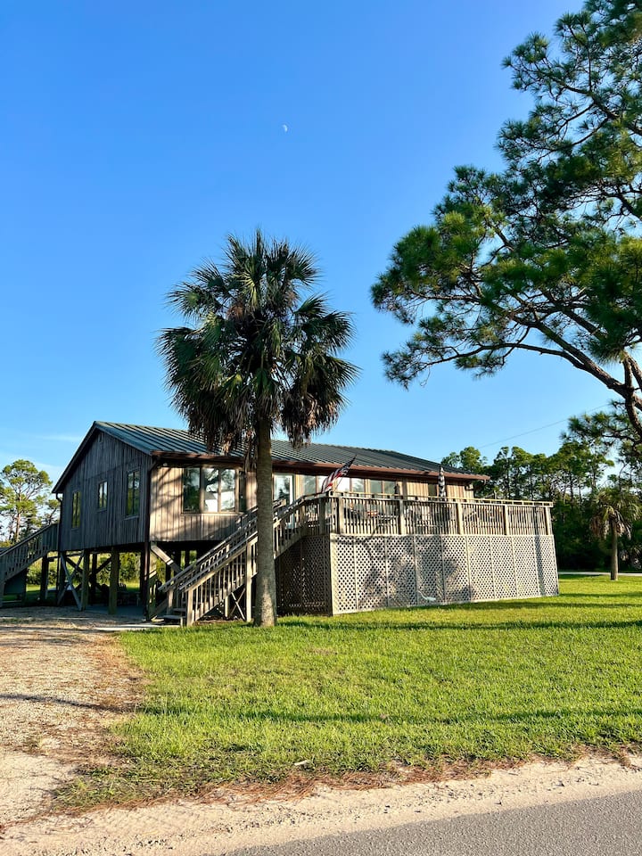 St George Island - Bay View, Walk To Gulf! - St. George Island, FL