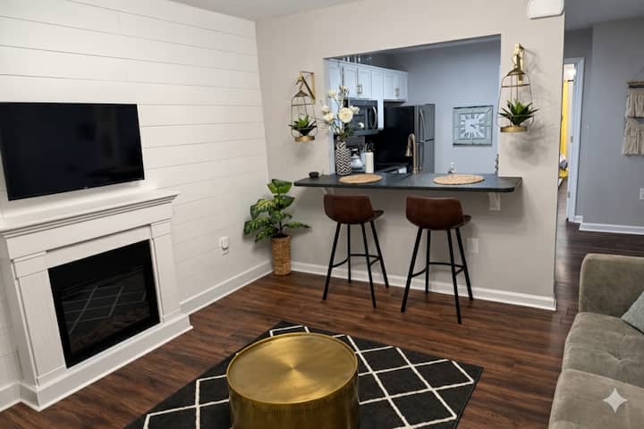 Refreshed King Bed Condo Near Lake Norman - Davidson, NC