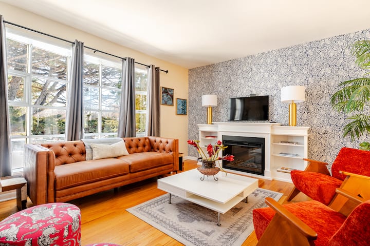 Rejuvenate And Relax In The North Shore - Lake Forest, IL