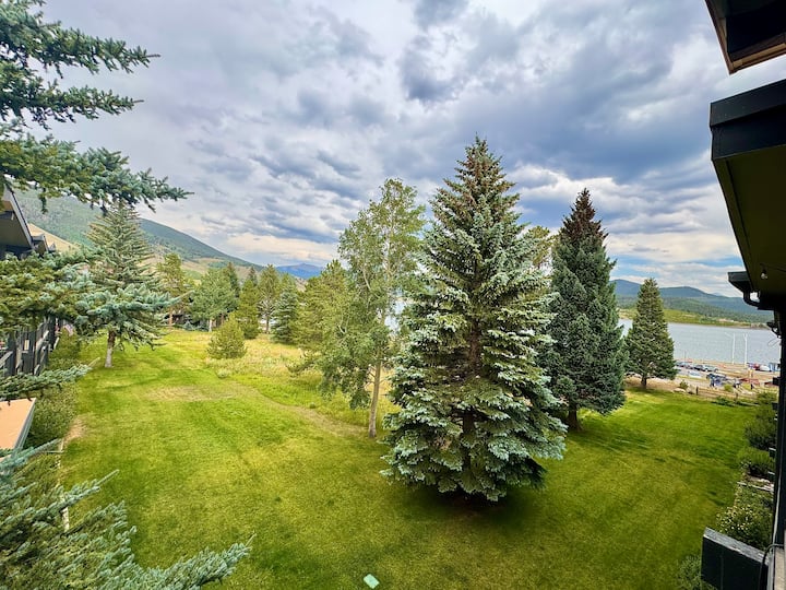 Lakefront: Ski In Minutes, Views All Day! - Dillon, CO