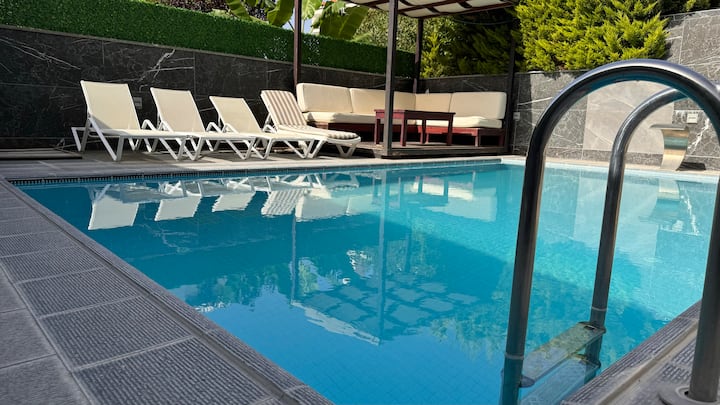 Luxury Villa With Private Pool In Alaçatı - Alaçatı