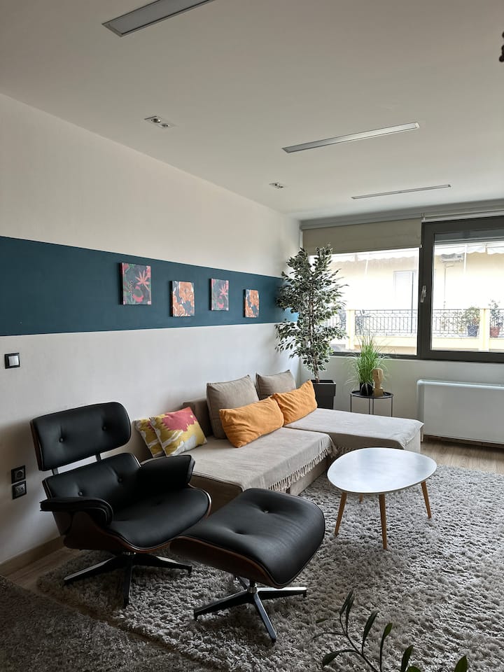 Urban Apartment - Амальяс
