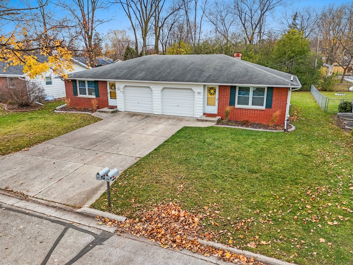 Entire Duplex! - Green Bay, WI