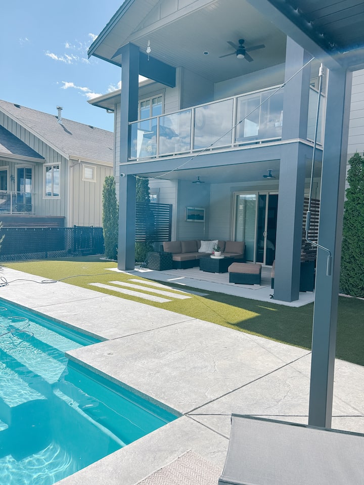 Tower Ranch Golf & Swim - Kelowna