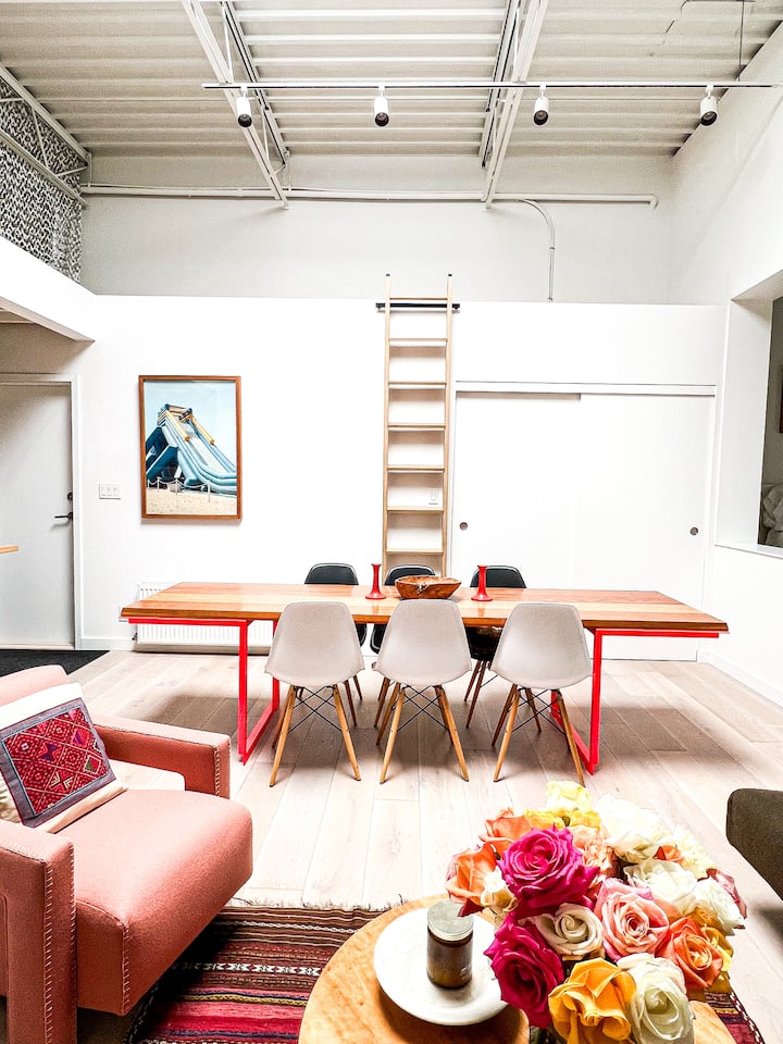 Architect's New Loft On Geary - Toronto