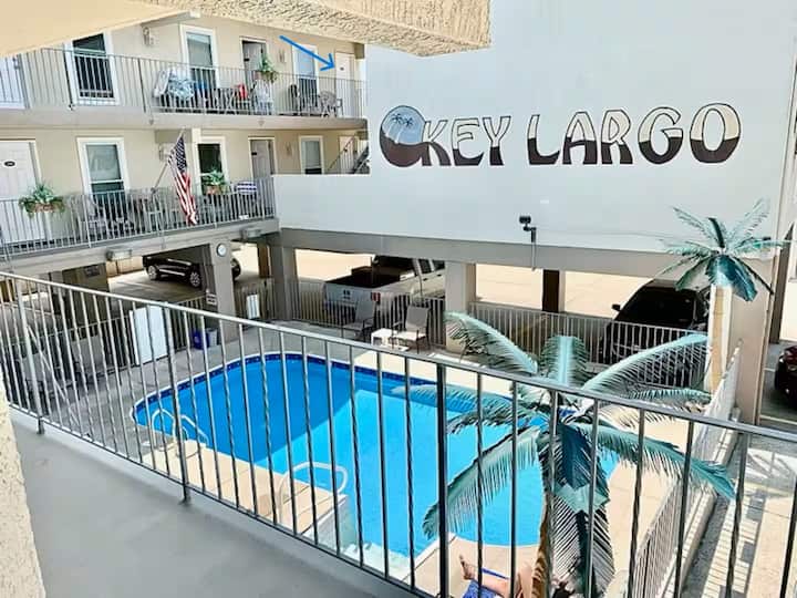 Condo Steps From Beach & Boardwalk - Wildwood, NJ