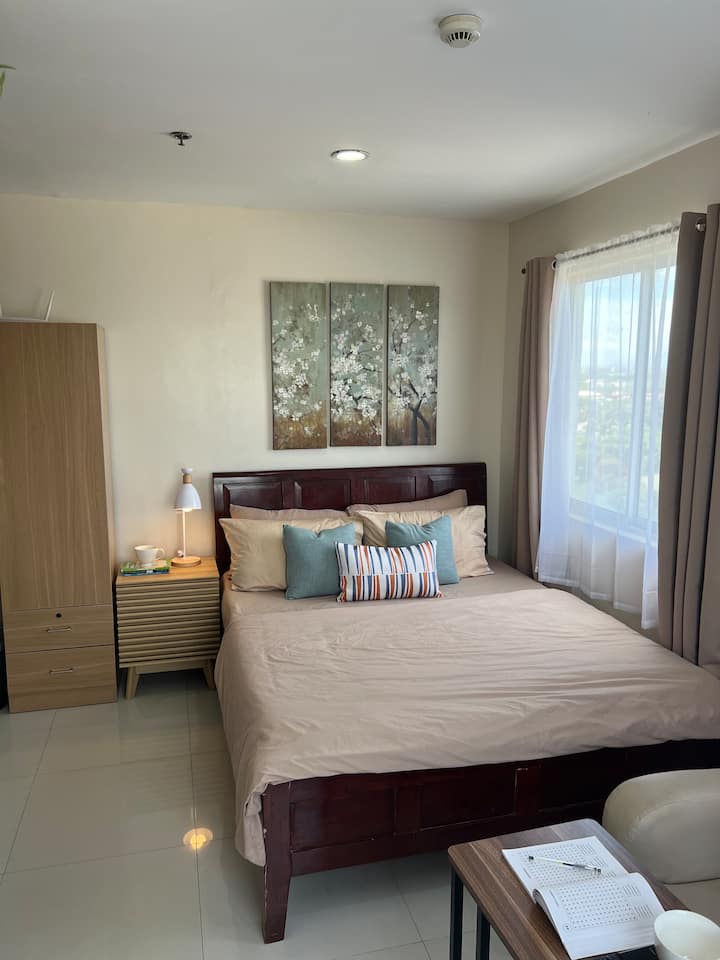 Unit 912, A Comfy Stay@cityscape Near Ayala Mall - Bacolod City