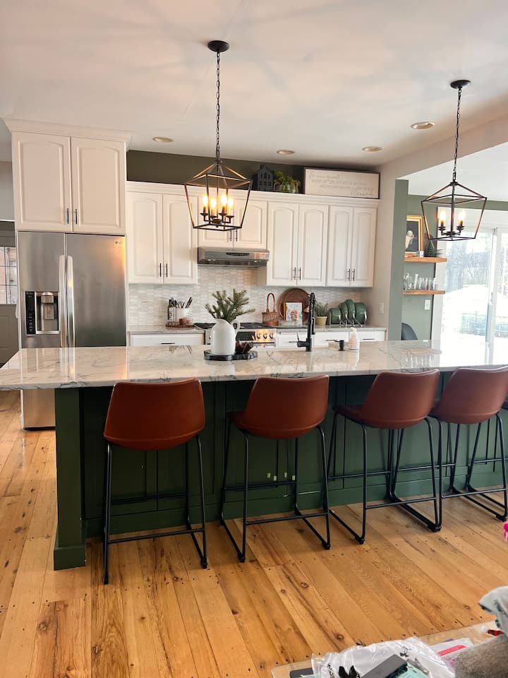 Spacious King Master Suite/sleep 10/modern/updated - Lititz, PA