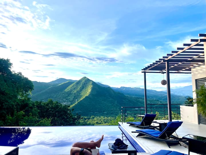 Casa En Anapoima Con Piscina Y Espectacular Vista - Tocaima