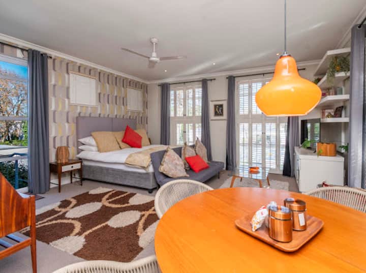 Luxury, Self Contained, Cosy Studio Space In The Heart Of Newlands Village. - Kapstadt