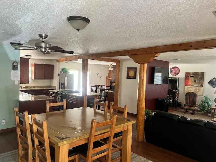 Our Cozy Home Away From Home - Albuquerque, NM