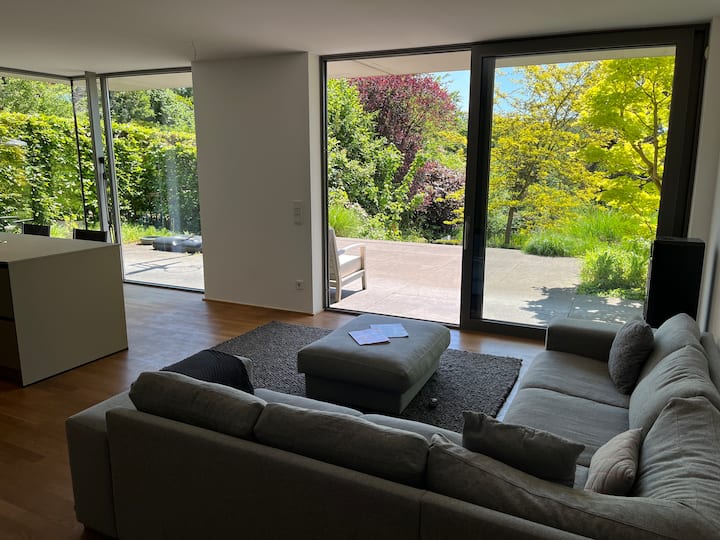 Stylish Studio In Exceptional Setting - Düsseldorf