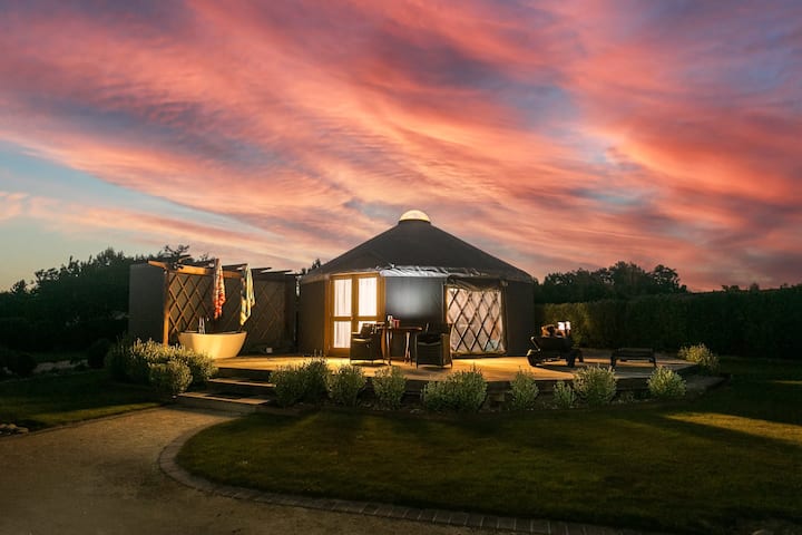 Greytown Yurts - Luxurious Glamping Experience - Wairarapa