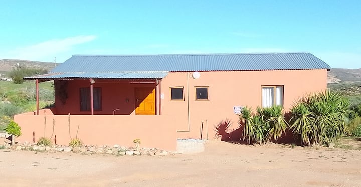 Morewag Guest Farm Chalet - Springbok