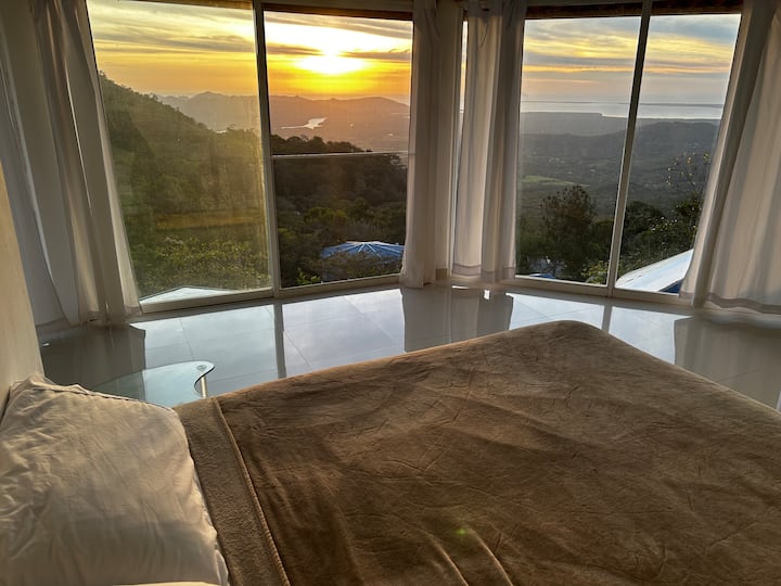 Ocean View King Suite @Vida Lotus Wellness Retreat - Panama