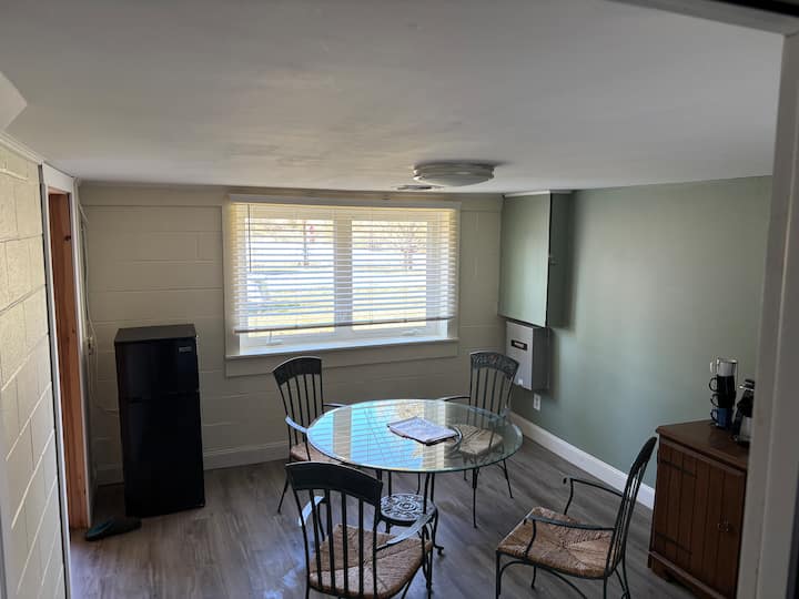 Spacious In-law Suite In East Aurora Ny - East Aurora, NY