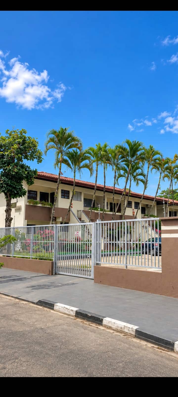 Studio C/ Ar Cond. à 350m Da Orla Itaguá - Ubatuba - Ubatuba